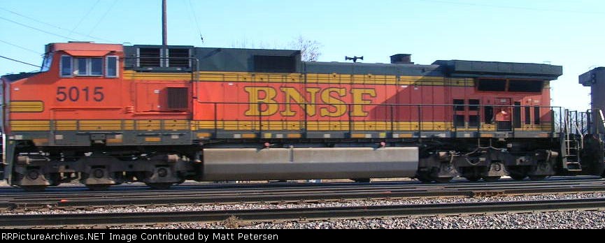 BNSF 5015